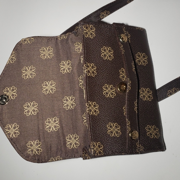 Avon Signature Collection | Bags | Vintage Avon Womens Crossbody Wallet ...